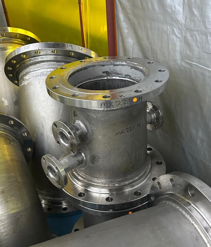 Custom Butt-Welded Stainless Steel Pipe Fittings - High Pressure ...